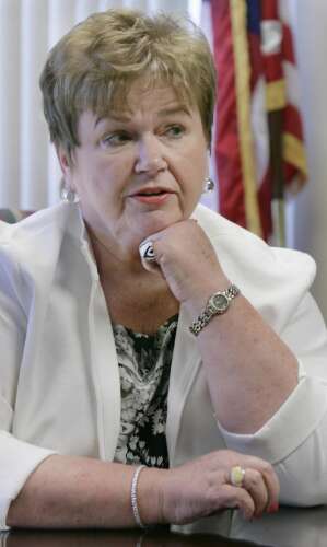 'A real visionary': Former District 214 leader Elizabeth Ennis dies