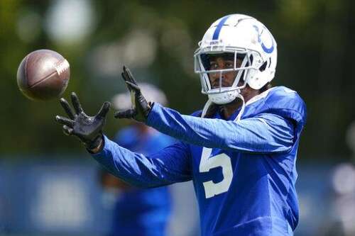 Former players make immediate impact as Colts coaches