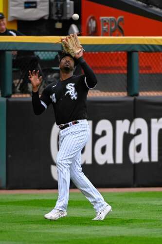 Jimenez focused on being the White Sox's right fielder - not DH