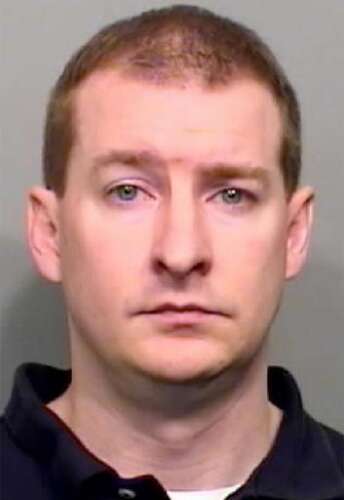 Elgin police officer accused in beating resigns