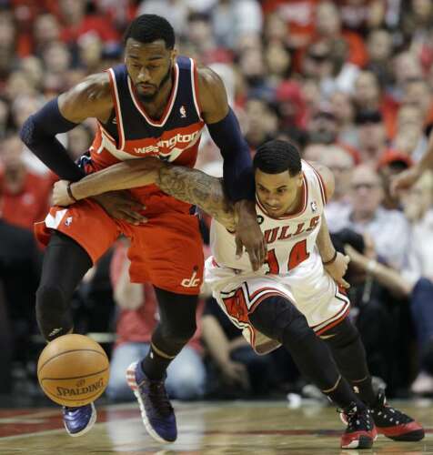 Bulls fade in 4th, lose playoff opener