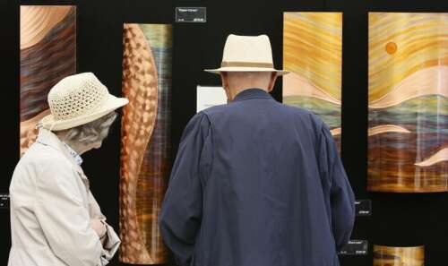 Oakbrook Center hosts art to appreciate