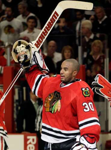 Hawks' Patrick Kane sharp at center
