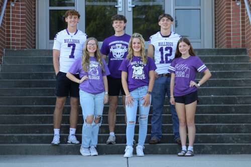 HHS Homecoming adopts Mardi Gras theme