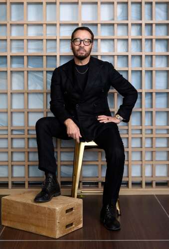 A man of many talents: Award-winning actor Jeremy Piven takes on stand ...