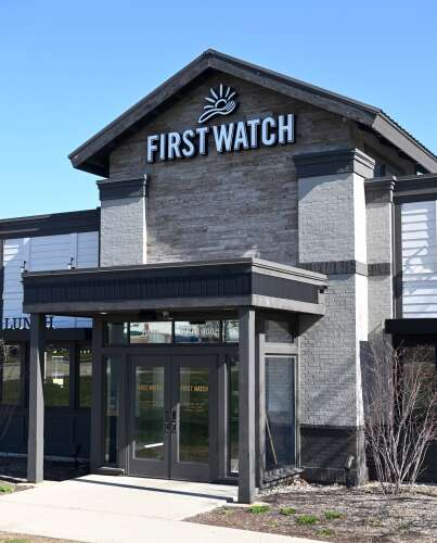 First Watch breakfast restaurant opens Monday in Des Plaines