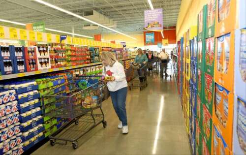 Aldi opens Addison store