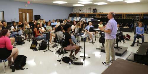 New year, new superintendent: Elgin U-46 welcomes back students