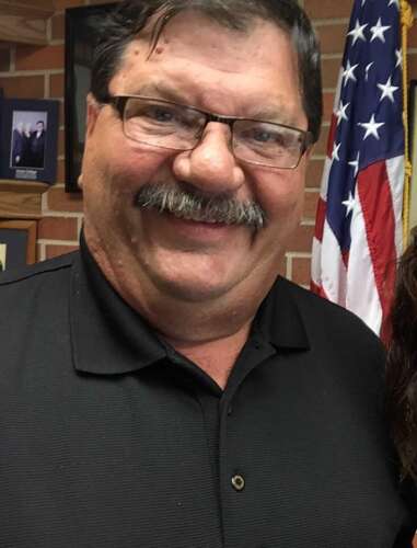 Lester: The rundown on how Mundelein rector mixes faith, physics