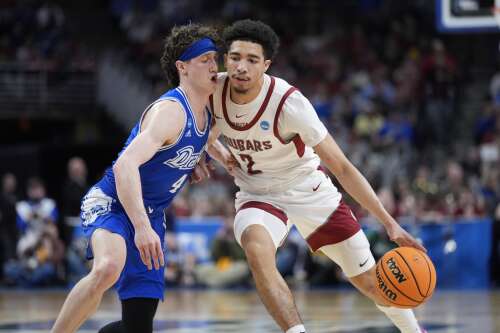 Mundelein’s Enright announces transfer to DePaul