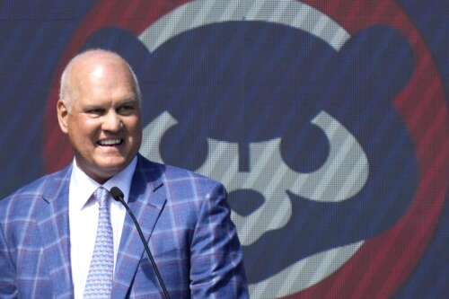 Cubs unveil statue depicting Hall of Famer Ryne Sandberg in a familiar ...