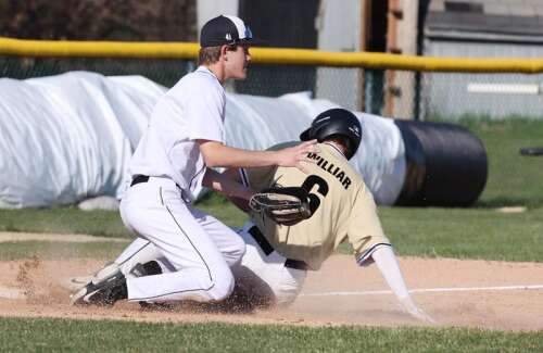 Prep baseball: Conner Williar's big hits, pitching lead Sycamore past ...