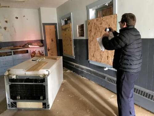 'Emotional and nostalgic' tour of the Larkin Center in Elgin for former ...