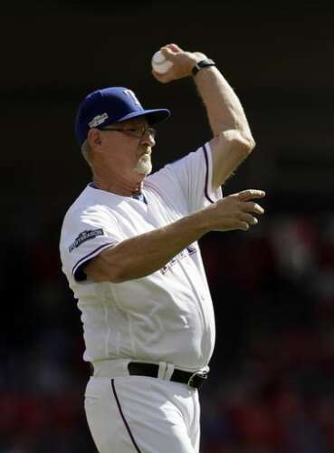Rangers honor Jones' 50 seasons with 1st pitch, sweet ride