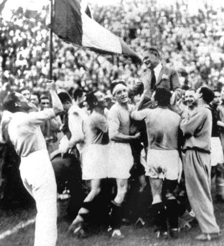 WORLD CUP: With war looming, Italy dons black in 1938