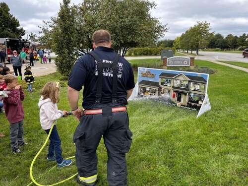 Glenview Fire Department makes learning about safety fun