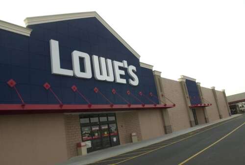 Lowe's closes stores in Aurora and Oswego