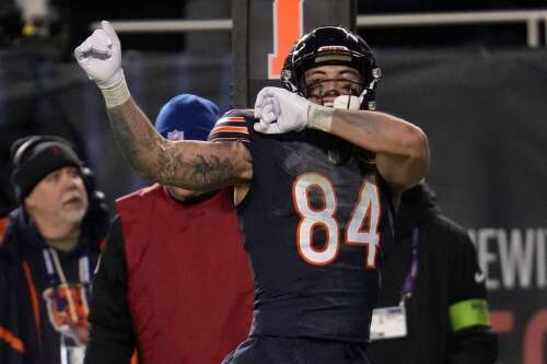 Bears’ Johnson can call plays and talk a good game