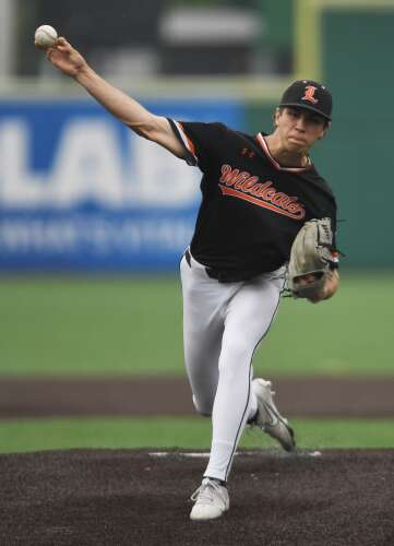 Baseball: Lockwood pitches Libertyville into Class 4A state ...