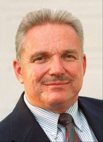 Former Elburn police chief settles contract suit for $85,000