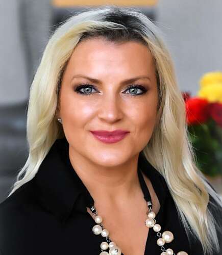 Nelda Munoz: 2023 Candidate for Barrington District 220 school board