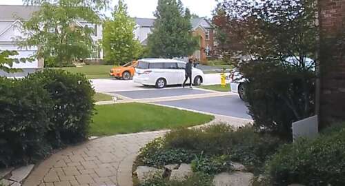 Antioch residents advised to be alert after daytime car theft