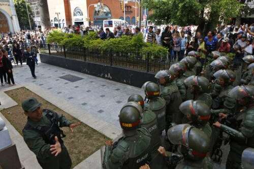 Venezuela court orders takeover of 2 major political parties