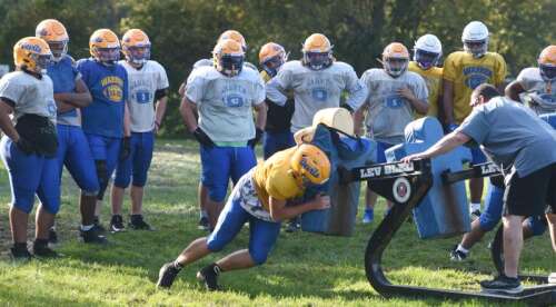Team within the team: Warren's offensive line paces a strong rushing attack