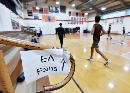 After 185-year run, Elgin Academy looking to go out with a bang