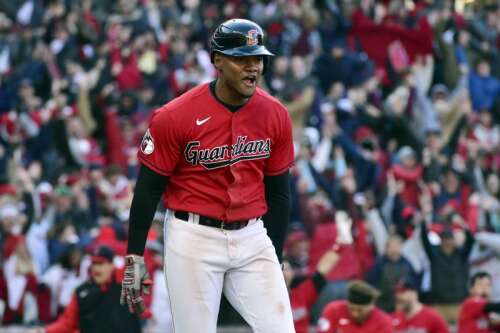 15 innings! Gonzalez's HR leads Guardians past Rays for sweep