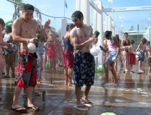A record-setting public shower in Gurnee?
