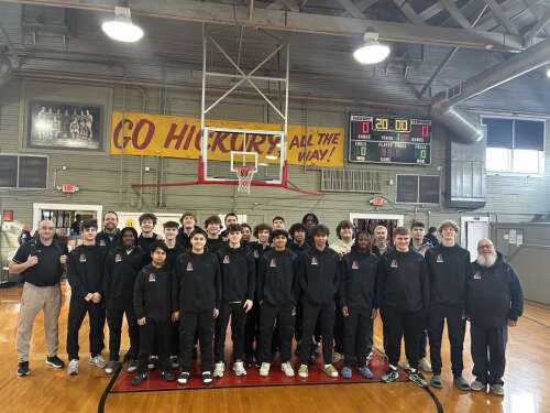 ‘You’re in a different world’: Suburban teams enjoy old-school hoops in ...