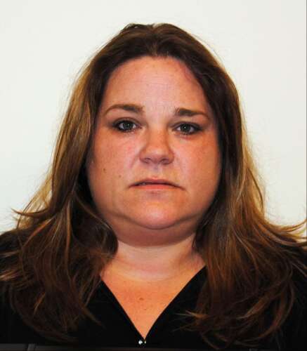 Woman Pleads Not Guilty To Stealing 255 000 From 89 Year Old Man