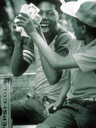 New exhibit by Val Mazzenga in Bartlett