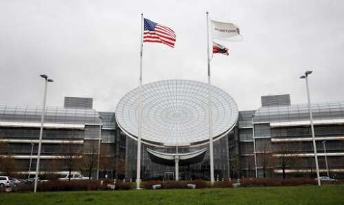 Navistar plans massive research center for former Lucent campus