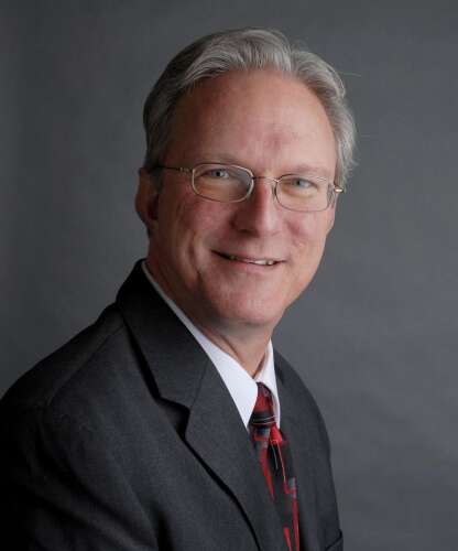 Larson, incumbents claim victory in Schaumburg