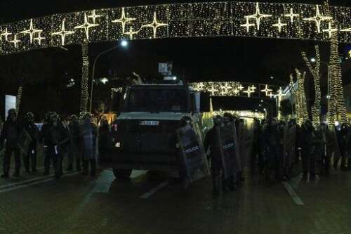 Albania: New protest over police shooting, minister resigns