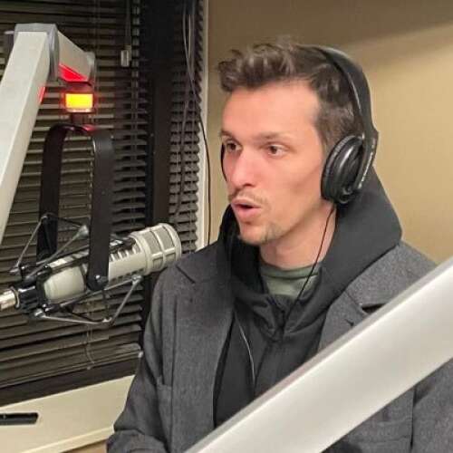 Former Prospect all-stater LaTulip started broadcasting as a way to ...