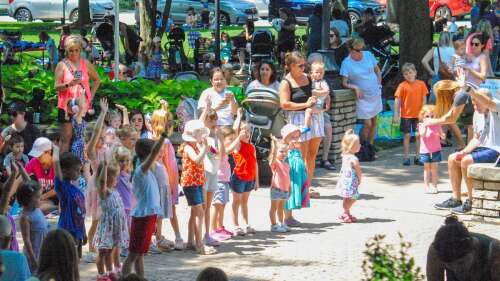 Ben Tatar & the Tatar Tots bring high-energy show for kids to Arlington ...