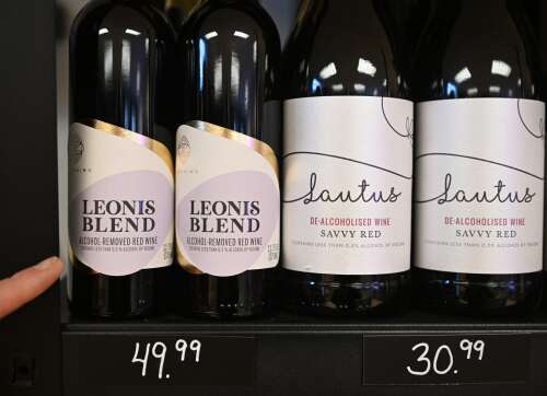 Neer Beer brings suburbs’ first non-alcoholic bottle shop to Wheaton