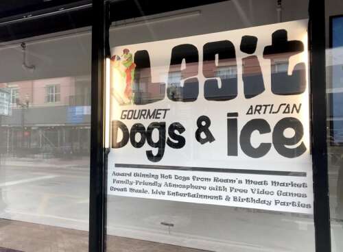 Owner to close Elgin restaurant, citing dispute with Dream Hall landlord