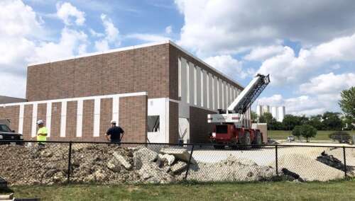More and renovated space awaits students at Hawthorn Middle School ...