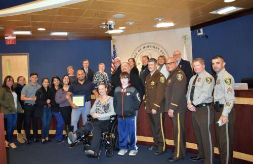 Elgin man honored for rescuing Cook County sheriff's deputy from ...
