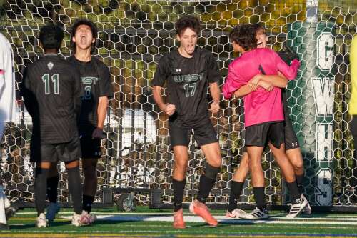 Boys soccer: Harris’ goal in final minute gives Glenbard West regional ...