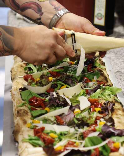 Why chefs from Chicago and New York opened a pizza academy in Lisle