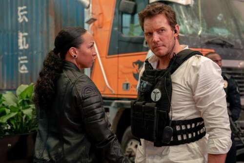 No ‘Mercy’: Chris Pratt is on trial with an AI judge, and time is not ...