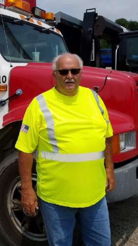 Island Lake remembers Ed Reilly with blood drive