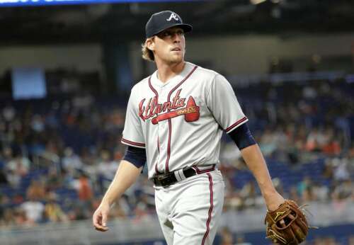 Winkler signing gives Cubs needed bullpen depth