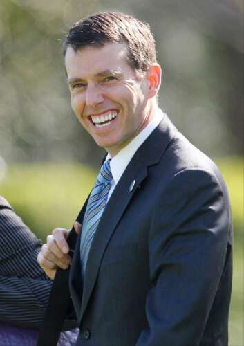 Obama’s inner circle: Tight-knit, no drama