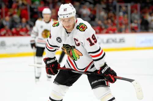 Blackhawks' captain Toews to play in 1,000th game Thursday